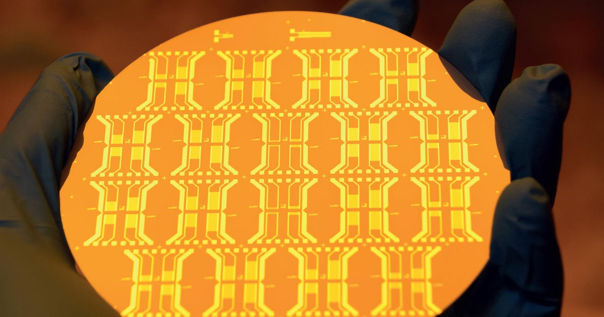 Selective polarization conversion of surface acoustic waves – a new ...